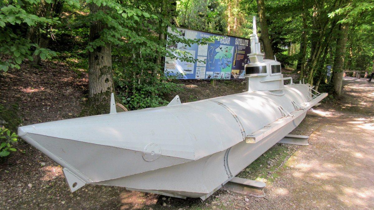 Biber Midget Submarine - Mechtraveller