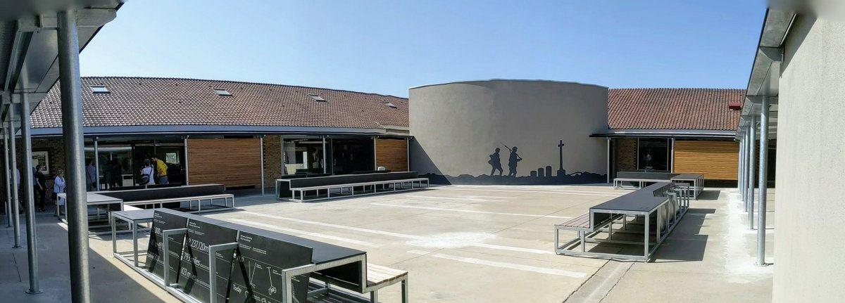 The Commonwealth War Graves Commission Experience is open - Mechtraveller