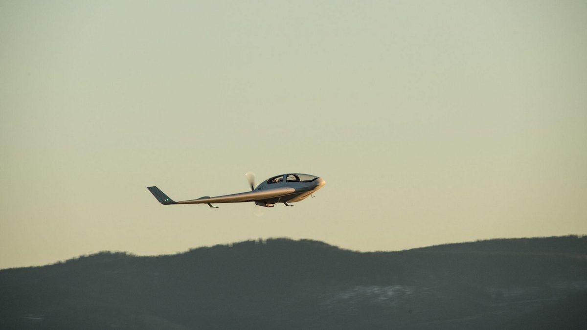 A Horten Flies Again - Mechtraveller