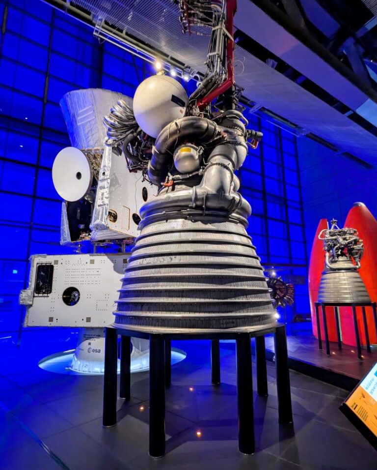 Space: Highlights from London's Science Museum - Mechtraveller