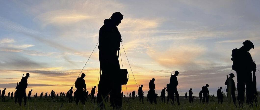Standing with Giants D-Day art installation will move to Stowe Gardens ...