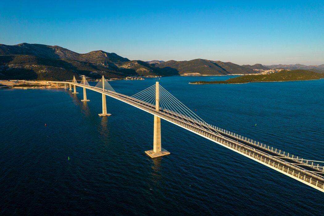 Croatia opens Peljesac Bridge, bypassing Bosnia to get to Dubrovnik ...