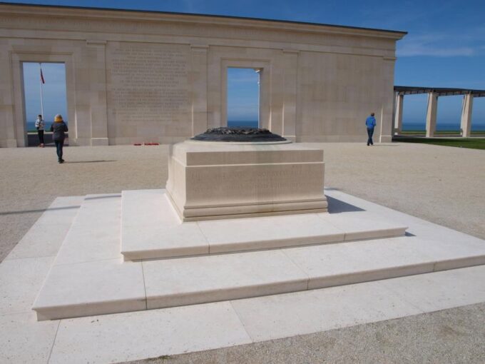The British Normandy Memorial - Mechtraveller