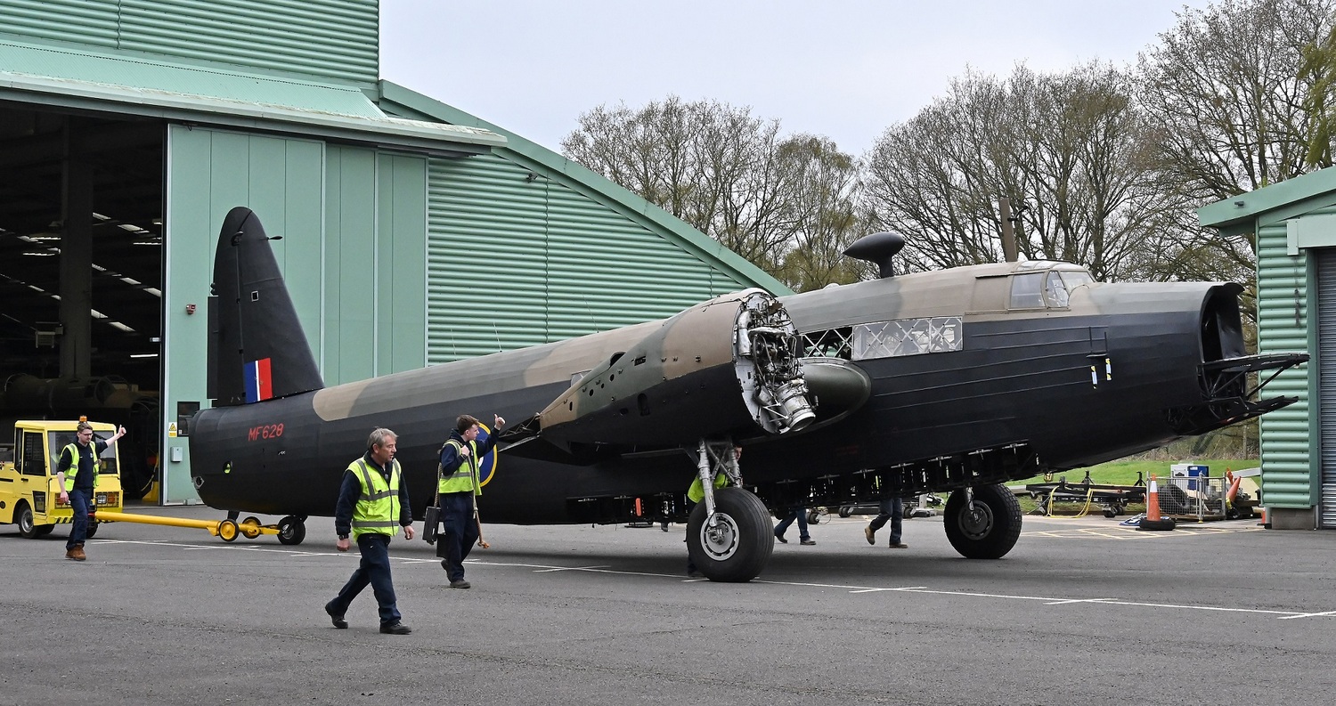 Restored Wellington Bomber moved into RAF Museum Display Hall ...